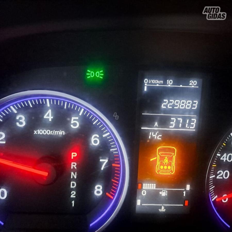 Honda CR-V 2007 in Lazdijai, with an engine capacity of 2.00 L and mileage of 230 thousand km for 3850 €, photo 9 on AUTOMOTO.COM.LV