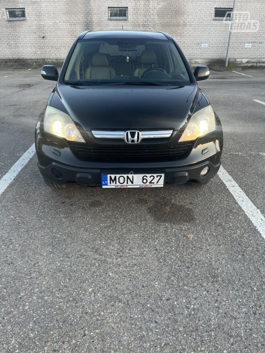 Honda CR-V 2007 Viļņa, ar dzinēja tilpumu 2.20 L un nobraukumu 335 tūkst. km par 2400 €, foto 3 vietnē AUTOMOTO.COM.LV