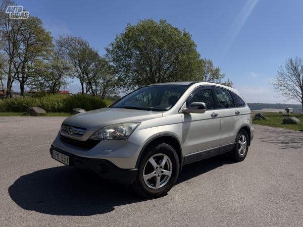 Honda CR-V 2007 in Kaunas, with an engine capacity of 2.20 L and mileage of 322 thousand km for 2900 €, photo 2 on AUTOMOTO.COM.LV