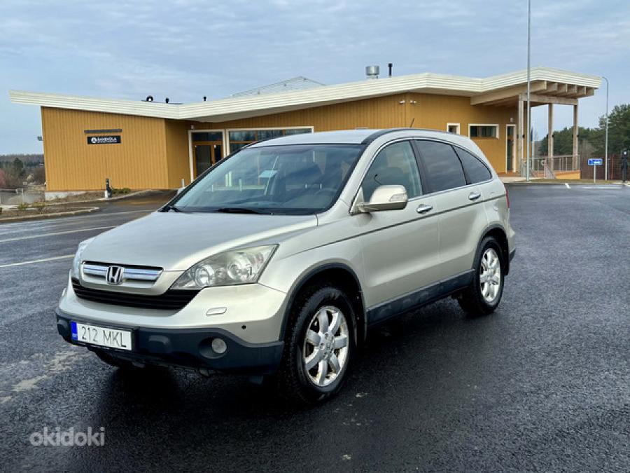Honda CR-V 2007 Narva, ar dzinēja tilpumu 2.00 L un nobraukumu 255 tūkst. km par 3500 €, foto 1 vietnē AUTOMOTO.COM.LV