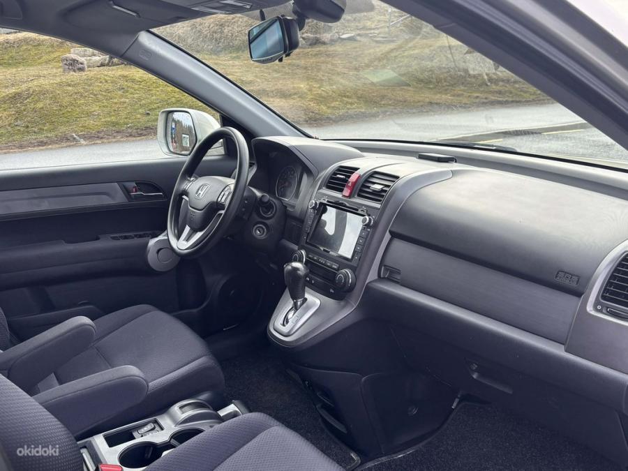 Honda CR-V 2007 Narva, ar dzinēja tilpumu 2.00 L un nobraukumu 255 tūkst. km par 3500 €, foto 19 vietnē AUTOMOTO.COM.LV