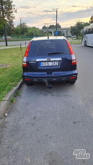 Honda CR-V 2007 in Vilnius, with an engine capacity of 2.20 L and mileage of 333 thousand km for 3100 €, photo 3 on AUTOMOTO.COM.LV