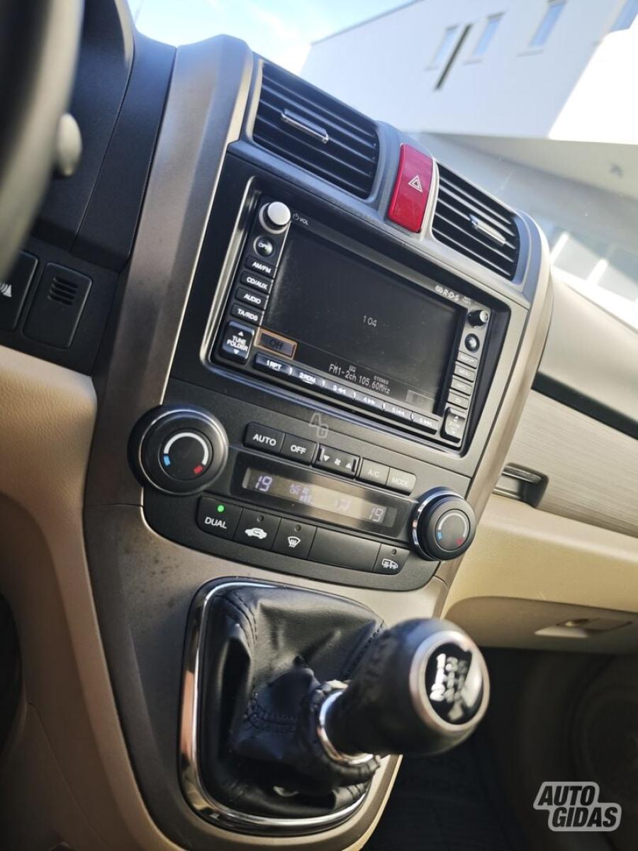 Honda CR-V 2007 Viļņa, ar dzinēja tilpumu 2.20 L un nobraukumu 407 tūkst. km par 2600 €, foto 13 vietnē AUTOMOTO.COM.LV