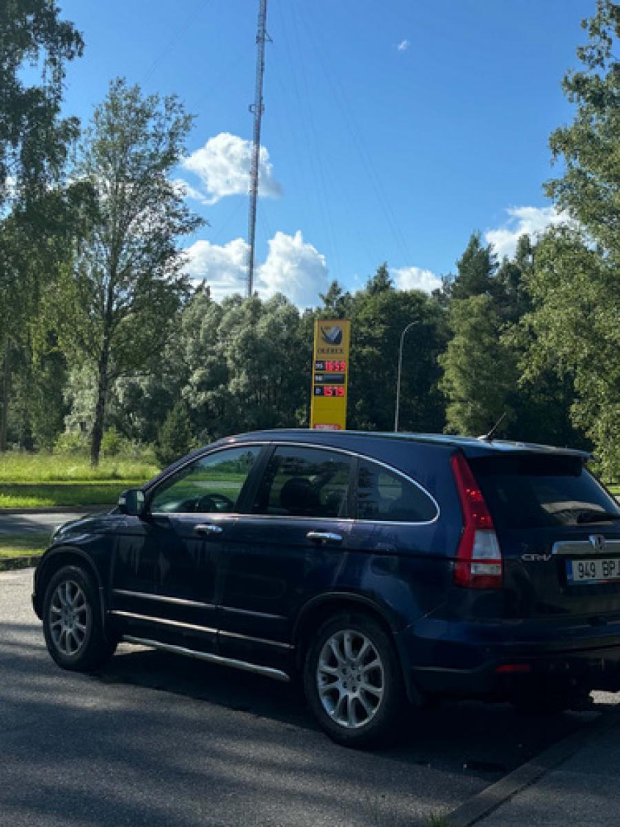 Honda CR-V 2007 Tartu, ar dzinēja tilpumu 2.20 L un nobraukumu 366 tūkst. km par 3800 €, foto 4 vietnē AUTOMOTO.COM.LV
