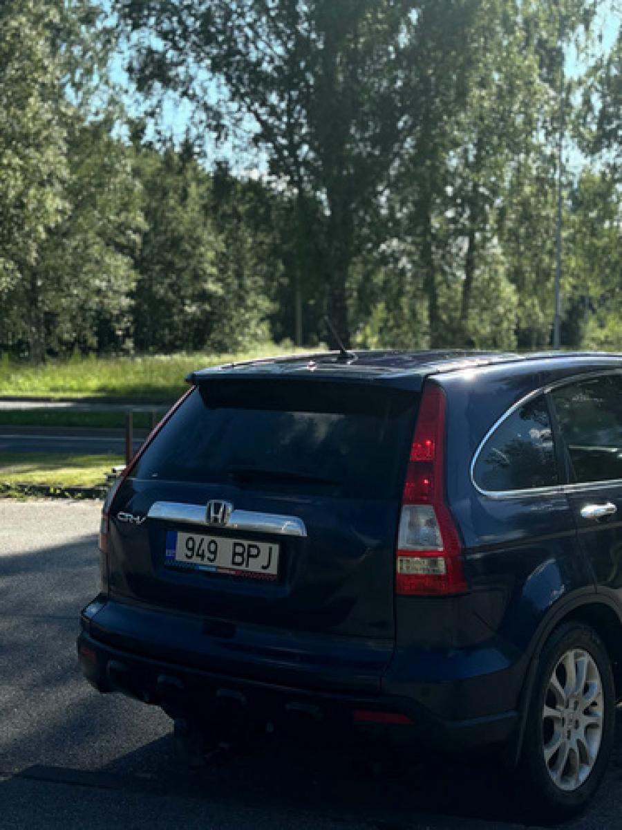 Honda CR-V 2007 Tartu, ar dzinēja tilpumu 2.20 L un nobraukumu 366 tūkst. km par 3800 €, foto 5 vietnē AUTOMOTO.COM.LV