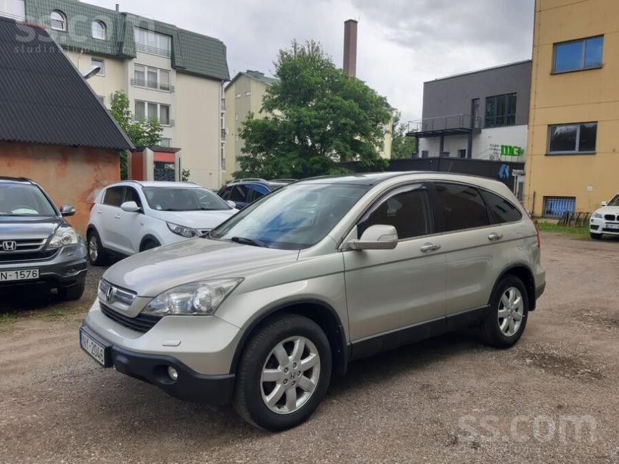 Honda CR-V 2007 in Daugavpils, with an engine capacity of 2.20 L and mileage of 0 thousand km for 5150 €, photo 1 on AUTOMOTO.COM.LV
