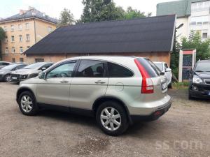 Honda CR-V 2007 in Daugavpils, with an engine capacity of 2.20 L and mileage of 0 thousand km for 5150 €, photo 9 on AUTOMOTO.COM.LV