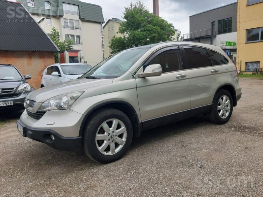 Honda CR-V 2007 in Daugavpils, with an engine capacity of 2.20 L and mileage of 0 thousand km for 5150 €, photo 10 on AUTOMOTO.COM.LV