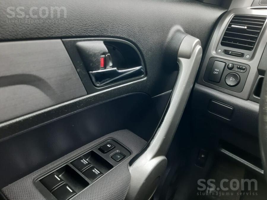 Honda CR-V 2007 in Daugavpils, with an engine capacity of 2.20 L and mileage of 0 thousand km for 5150 €, photo 12 on AUTOMOTO.COM.LV
