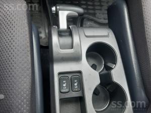 Honda CR-V 2007 in Daugavpils, with an engine capacity of 2.20 L and mileage of 0 thousand km for 5150 €, photo 19 on AUTOMOTO.COM.LV