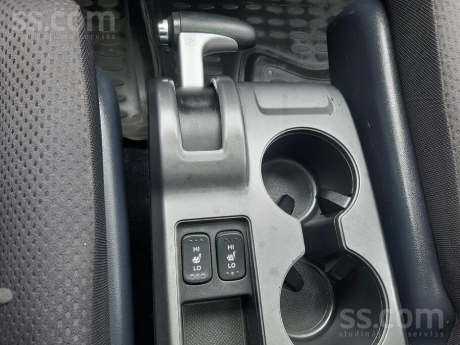Honda CR-V 2007 in Daugavpils, with an engine capacity of 2.20 L and mileage of 0 thousand km for 5150 €, photo 19 on AUTOMOTO.COM.LV