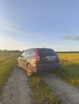 Honda CR-V 2007 Hāpsalu, ar dzinēja tilpumu 2.20 L un nobraukumu 440 tūkst. km par 2650 €, foto 16 vietnē AUTOMOTO.COM.LV