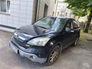 Honda CR-V 2007 in Kaunas, with an engine capacity of 2.00 L and mileage of 350 thousand km for 2450 €, photo 3 on AUTOMOTO.COM.LV