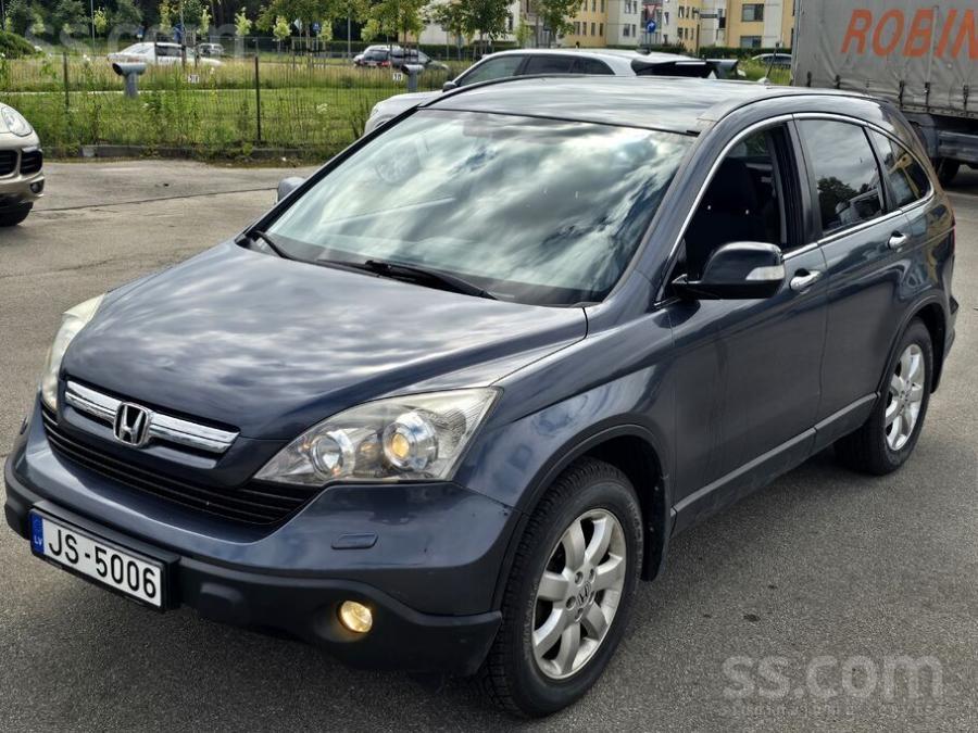 Honda CR-V 2007 Rīga, ar dzinēja tilpumu 2.00 L un nobraukumu 247 tūkst. km par 4950 €, foto 3 vietnē AUTOMOTO.COM.LV