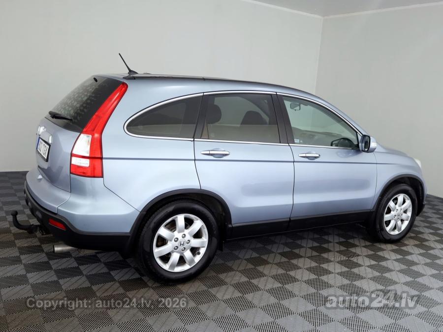 Honda CR-V 2007 in Tallinn, with an engine capacity of 2.00 L and mileage of 197 thousand km for 3499 €, photo 4 on AUTOMOTO.COM.LV