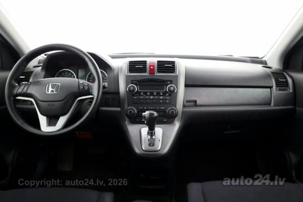 Honda CR-V 2007 in Tallinn, with an engine capacity of 2.00 L and mileage of 197 thousand km for 3499 €, photo 5 on AUTOMOTO.COM.LV