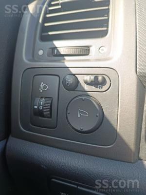 Honda CR-V 2007 Rīga, ar dzinēja tilpumu 2.00 L un nobraukumu 221 tūkst. km par 4567 €, foto 15 vietnē AUTOMOTO.COM.LV
