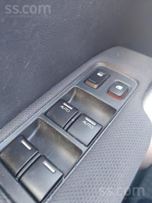 Honda CR-V 2007 Rīga, ar dzinēja tilpumu 2.00 L un nobraukumu 221 tūkst. km par 4567 €, foto 20 vietnē AUTOMOTO.COM.LV