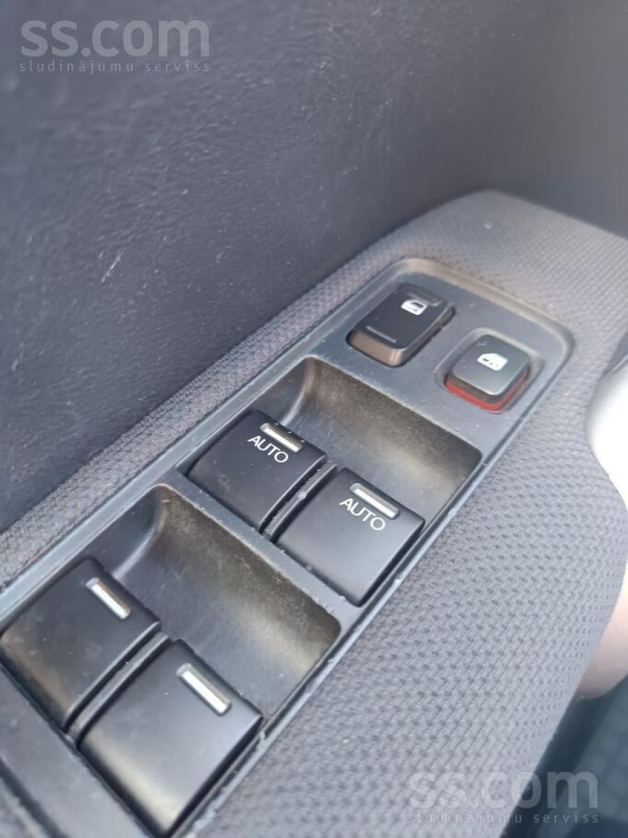 Honda CR-V 2007 Rīga, ar dzinēja tilpumu 2.00 L un nobraukumu 221 tūkst. km par 4567 €, foto 20 vietnē AUTOMOTO.COM.LV