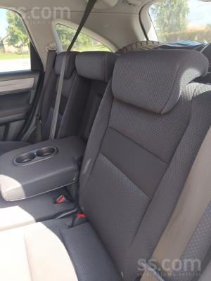 Honda CR-V 2007 Rīga, ar dzinēja tilpumu 2.00 L un nobraukumu 221 tūkst. km par 4567 €, foto 25 vietnē AUTOMOTO.COM.LV