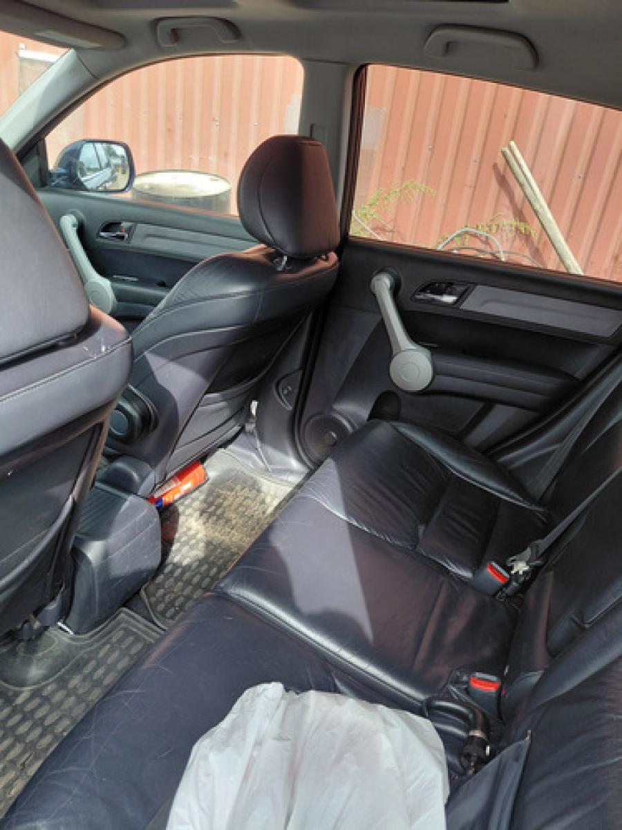 Honda CR-V 2007 Abja-Paluoja, ar dzinēja tilpumu 2.20 L un nobraukumu 350 tūkst. km par 3600 €, foto 7 vietnē AUTOMOTO.COM.LV