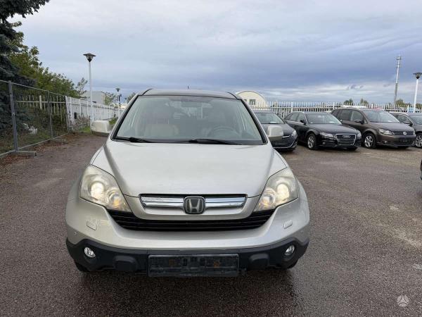 Honda CR-V 2007 Marijampole, ar dzinēja tilpumu 2.00 L un nobraukumu 249 tūkst. km par 3950 €, foto 3 vietnē AUTOMOTO.COM.LV