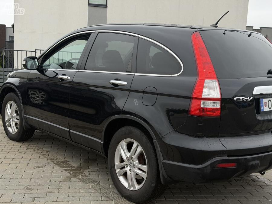 Honda CR-V 2007 in Vilnius, with an engine capacity of 2.00 L and mileage of 245 thousand km for 3800 €, photo 11 on AUTOMOTO.COM.LV