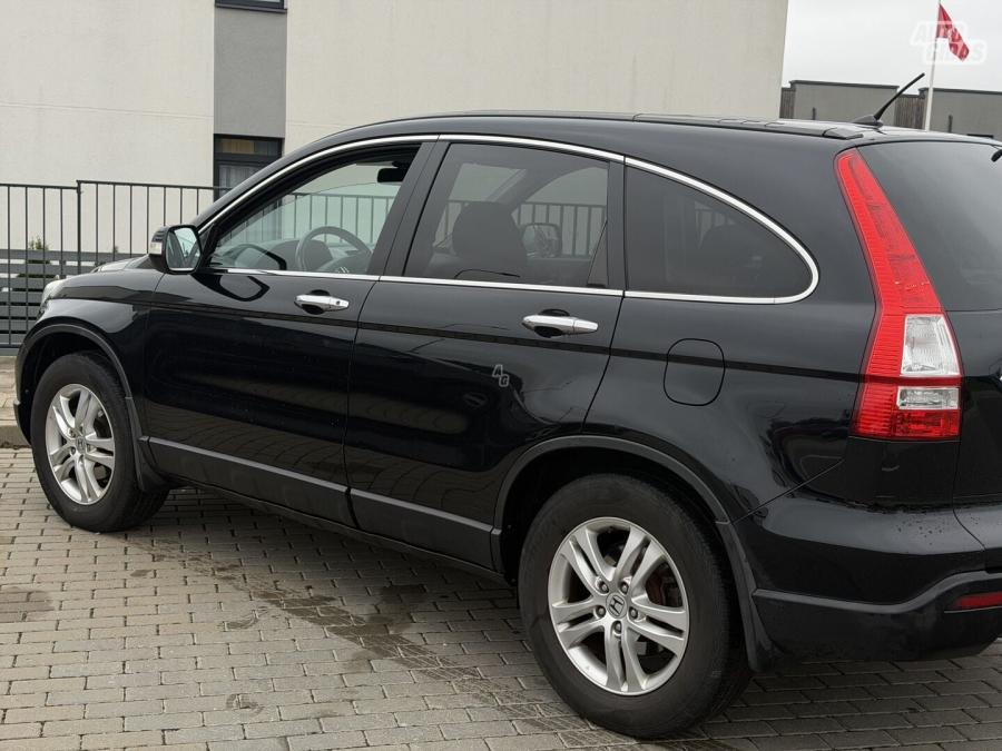 Honda CR-V 2007 in Vilnius, with an engine capacity of 2.00 L and mileage of 245 thousand km for 3800 €, photo 13 on AUTOMOTO.COM.LV