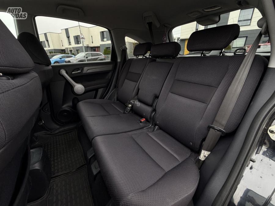 Honda CR-V 2007 in Vilnius, with an engine capacity of 2.00 L and mileage of 245 thousand km for 3800 €, photo 20 on AUTOMOTO.COM.LV