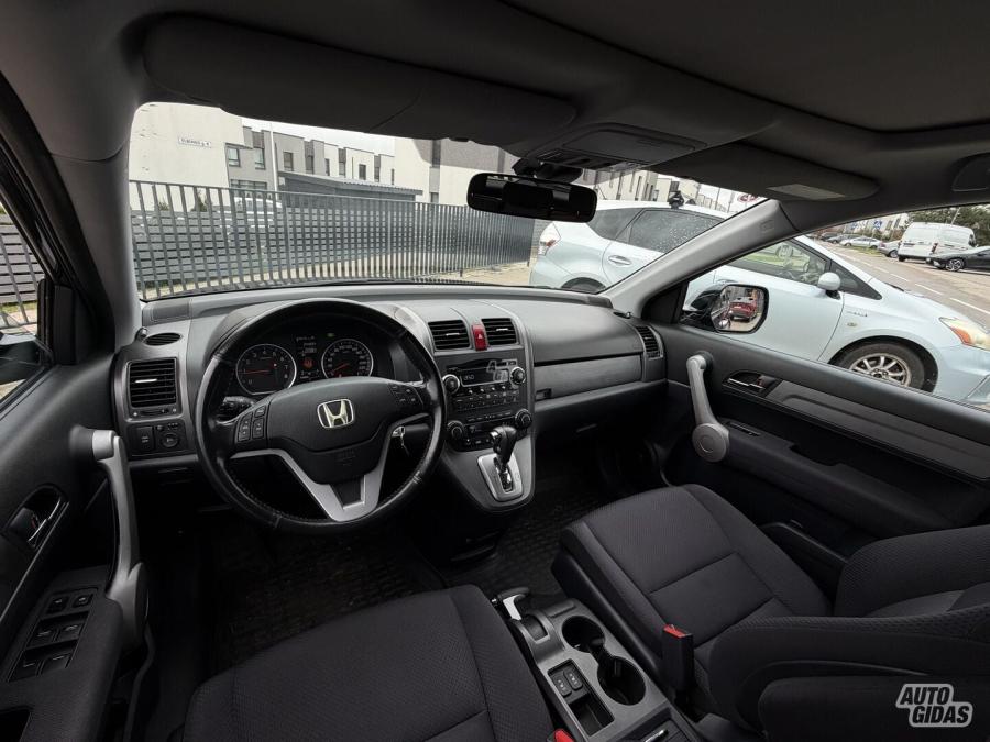 Honda CR-V 2007 in Vilnius, with an engine capacity of 2.00 L and mileage of 245 thousand km for 3800 €, photo 21 on AUTOMOTO.COM.LV