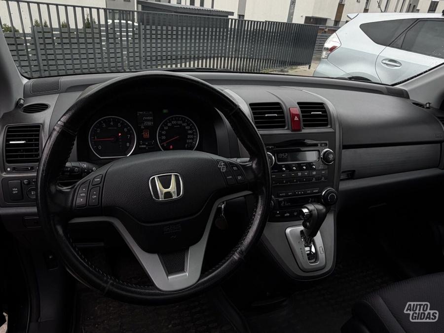 Honda CR-V 2007 in Vilnius, with an engine capacity of 2.00 L and mileage of 245 thousand km for 3800 €, photo 26 on AUTOMOTO.COM.LV