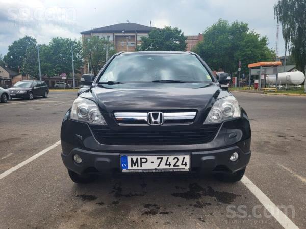 Honda CR-V 2008 in Daugavpils, with an engine capacity of 2.20 L and mileage of 214 thousand km for 6700 €, photo 6 on AUTOMOTO.COM.LV