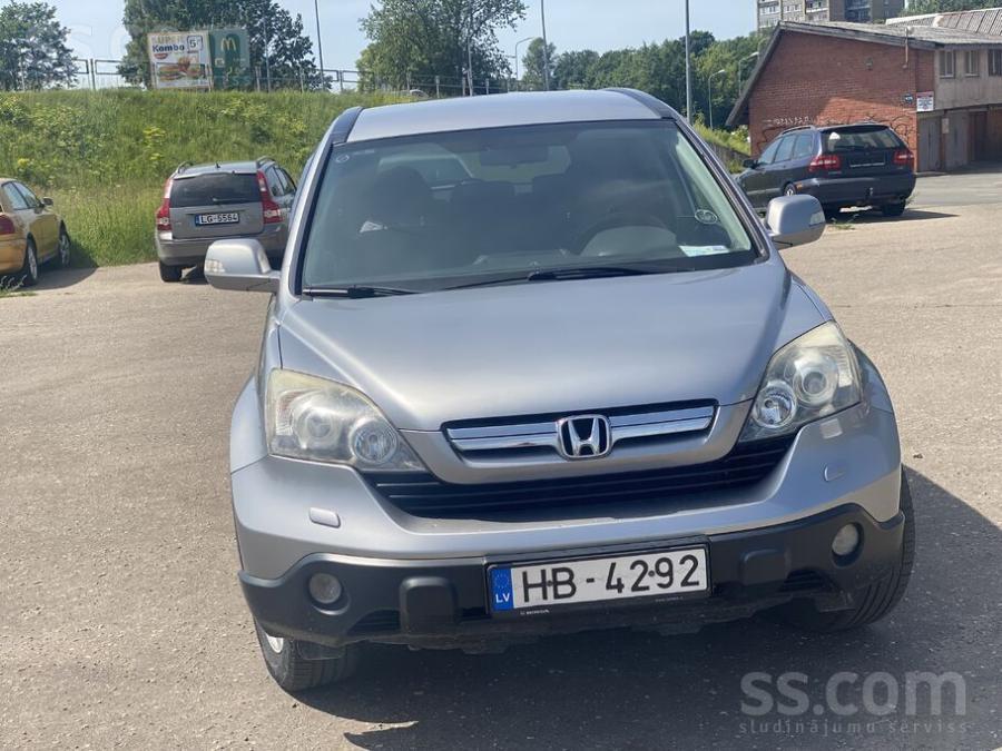 Honda CR-V 2008 Rīga, ar dzinēja tilpumu 2.00 L un nobraukumu 256 tūkst. km par 4750 €, foto 4 vietnē AUTOMOTO.COM.LV