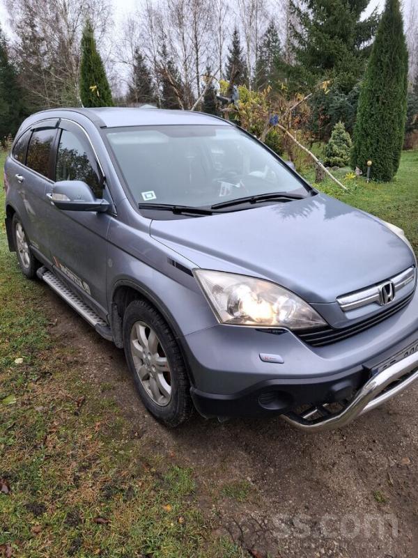 Honda CR-V 2008 Talsi, ar dzinēja tilpumu 2.00 L un nobraukumu 311 tūkst. km par 3000 €, foto 5 vietnē AUTOMOTO.COM.LV