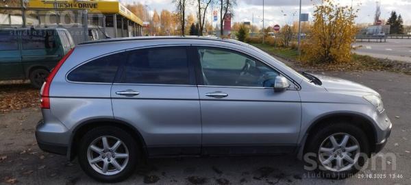 Honda CR-V 2008 Rīga, ar dzinēja tilpumu 2.20 L un nobraukumu 295 tūkst. km par 4000 €, foto 2 vietnē AUTOMOTO.COM.LV