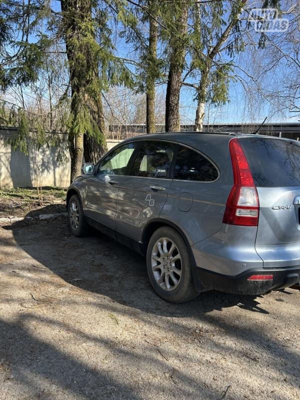 Honda CR-V 2008 in Vilnius, with an engine capacity of 2.20 L and mileage of 298 thousand km for 2500 €, photo 9 on AUTOMOTO.COM.LV