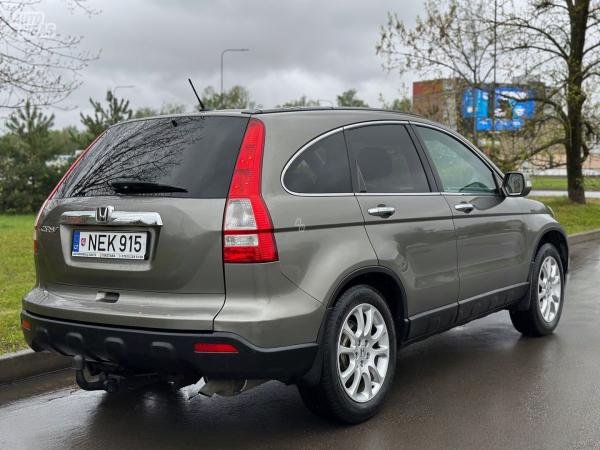 Honda CR-V 2008 in Kaunas, with an engine capacity of 2.20 L and mileage of 303 thousand km for 5000 €, photo 3 on AUTOMOTO.COM.LV