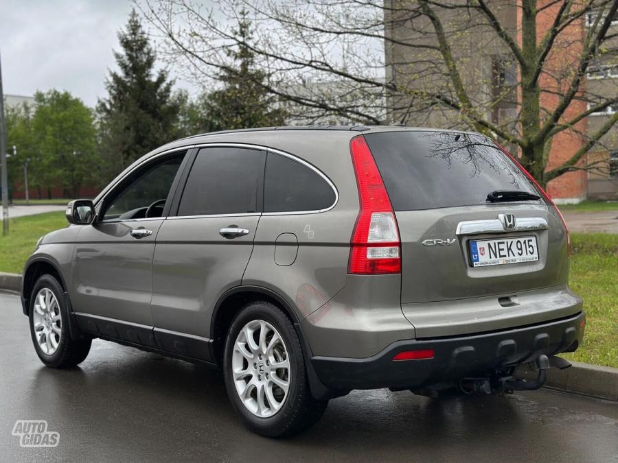Honda CR-V 2008 in Kaunas, with an engine capacity of 2.20 L and mileage of 303 thousand km for 5000 €, photo 5 on AUTOMOTO.COM.LV