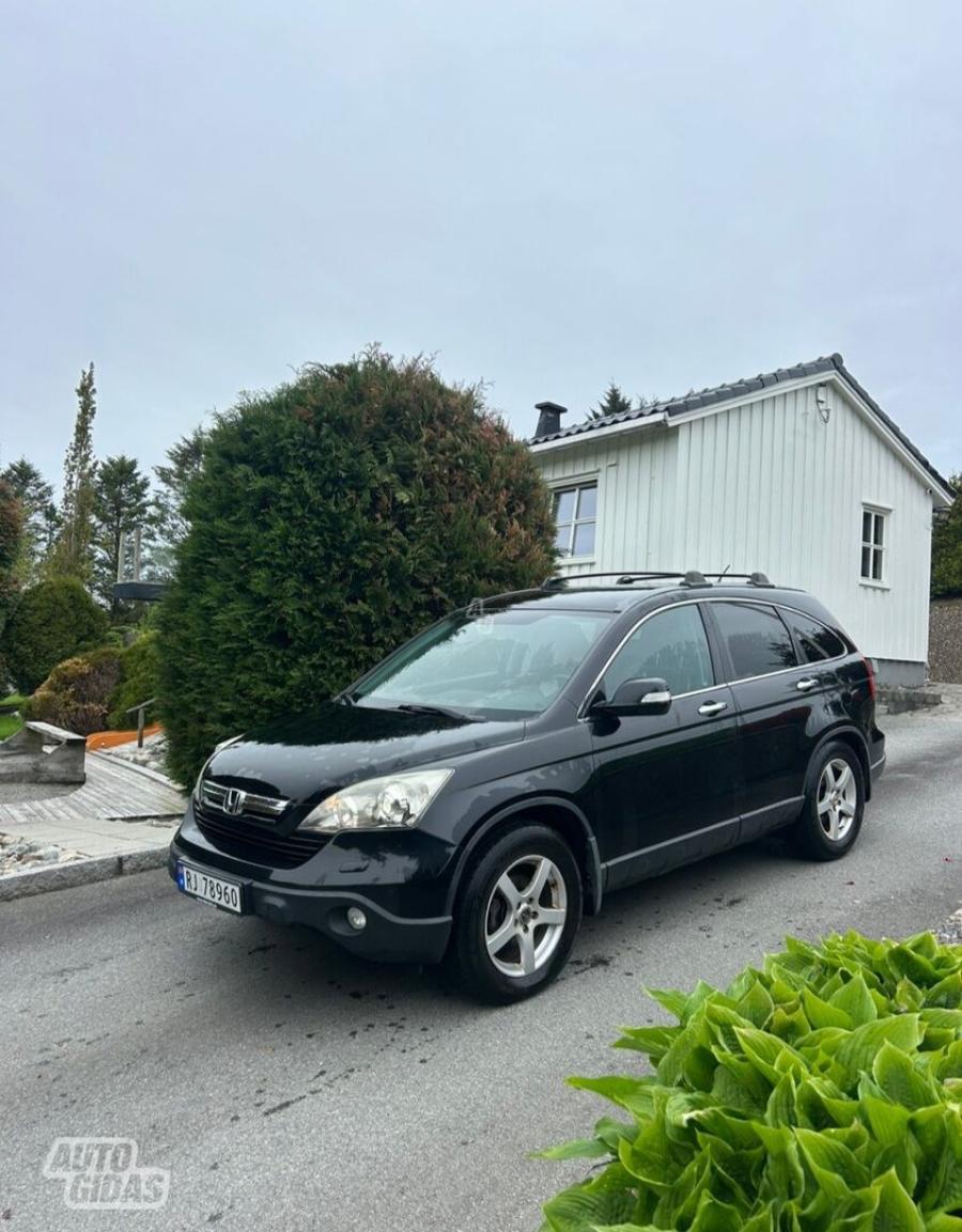 Honda CR-V 2008 in Kaunas, with an engine capacity of 2.20 L and mileage of 246 thousand km for 2800 €, photo 1 on AUTOMOTO.COM.LV