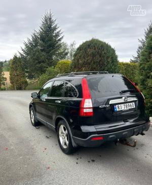 Honda CR-V 2008 in Kaunas, with an engine capacity of 2.20 L and mileage of 246 thousand km for 2800 €, photo 4 on AUTOMOTO.COM.LV