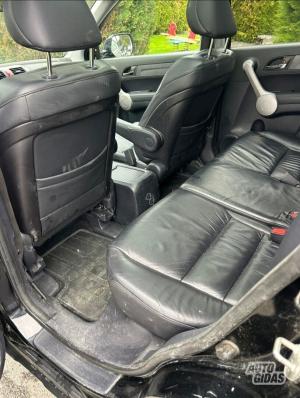 Honda CR-V 2008 in Kaunas, with an engine capacity of 2.20 L and mileage of 246 thousand km for 2800 €, photo 8 on AUTOMOTO.COM.LV