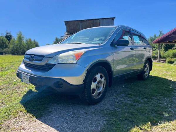 Honda CR-V 2008 Marijampole, ar dzinēja tilpumu 2.40 L un nobraukumu 199 tūkst. km par 1750 €, foto 1 vietnē AUTOMOTO.COM.LV