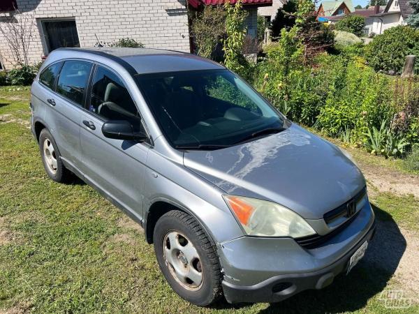 Honda CR-V 2008 Marijampole, ar dzinēja tilpumu 2.40 L un nobraukumu 199 tūkst. km par 1750 €, foto 7 vietnē AUTOMOTO.COM.LV