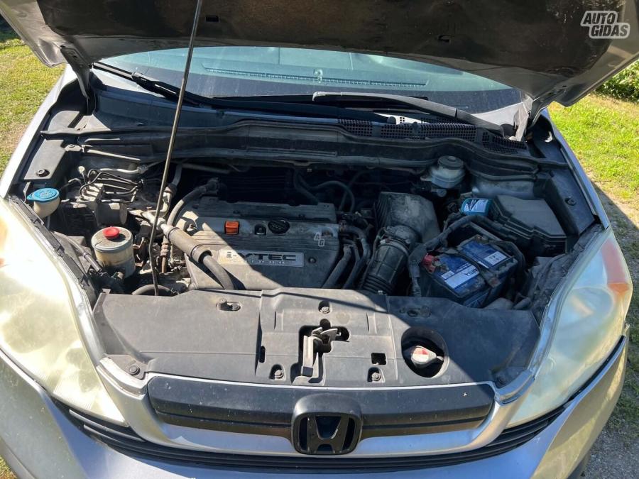 Honda CR-V 2008 Marijampole, ar dzinēja tilpumu 2.40 L un nobraukumu 199 tūkst. km par 1750 €, foto 15 vietnē AUTOMOTO.COM.LV