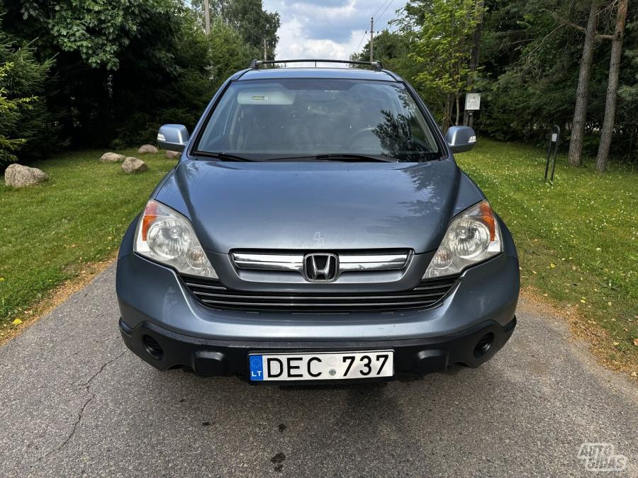 Honda CR-V 2008 in Vilnius, with an engine capacity of 2.40 L and mileage of 190 thousand km for 3000 €, photo 3 on AUTOMOTO.COM.LV