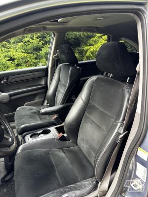 Honda CR-V 2008 in Vilnius, with an engine capacity of 2.40 L and mileage of 190 thousand km for 3000 €, photo 10 on AUTOMOTO.COM.LV