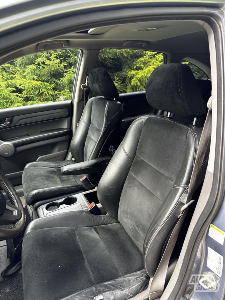 Honda CR-V 2008 in Vilnius, with an engine capacity of 2.40 L and mileage of 190 thousand km for 3000 €, photo 10 on AUTOMOTO.COM.LV