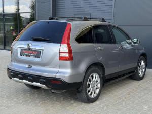 Honda CR-V 2008 in Vilnius, with an engine capacity of 2.20 L and mileage of 179 thousand km for 9999 €, photo 5 on AUTOMOTO.COM.LV