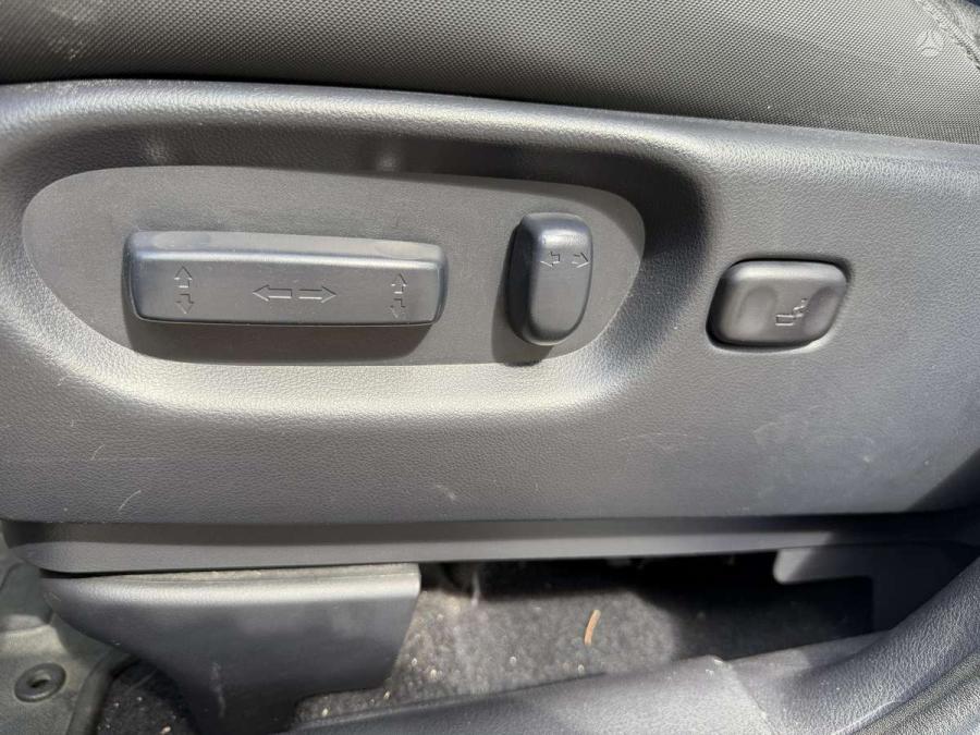 Honda CR-V 2008 in Vilnius, with an engine capacity of 2.20 L and mileage of 179 thousand km for 9999 €, photo 13 on AUTOMOTO.COM.LV