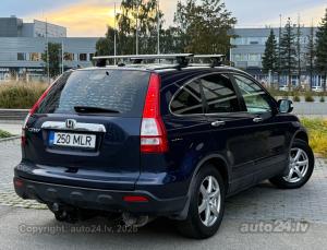 Honda CR-V 2008 Tallina, ar dzinēja tilpumu 2.00 L un nobraukumu 268 tūkst. km par 4199 €, foto 4 vietnē AUTOMOTO.COM.LV